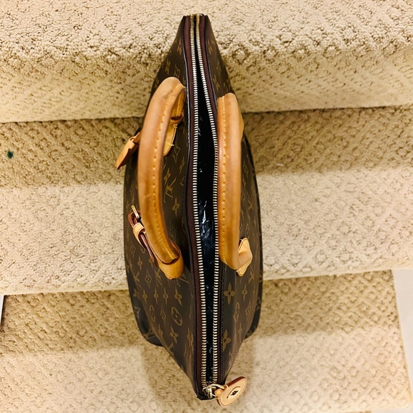 Louis Vuitton | Bags | Authentic Louis Vuitton Monogram Lockit Mm ...